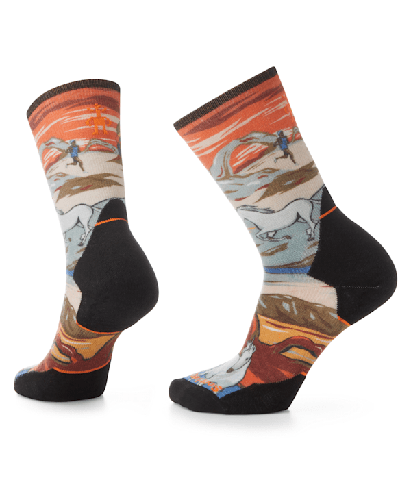 Athlete Edition Run Trail Magic Crew Print Socks | The North Face